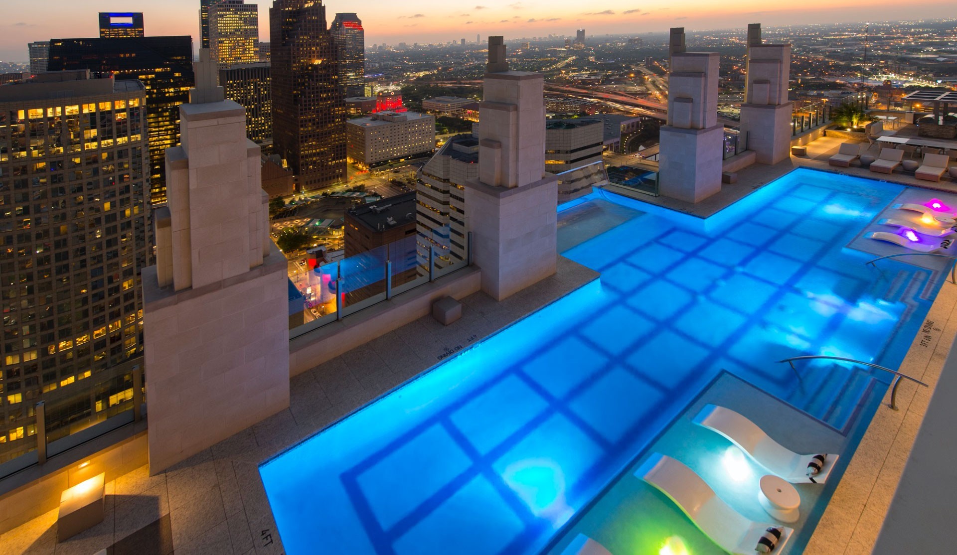 Market Square Tower Pool | Reynolds Polymer